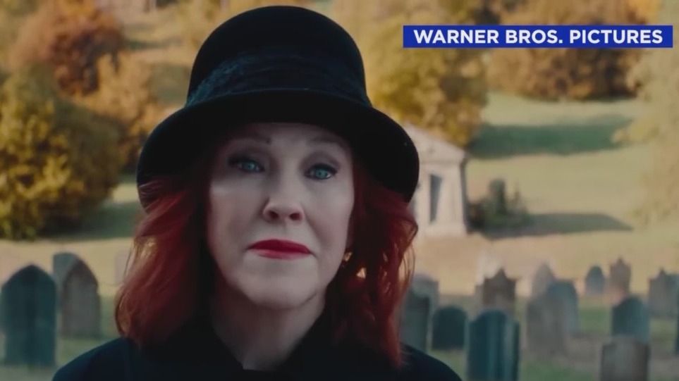 Airbnb’s Deetz House experience lets you step into ‘Beetlejuice ...