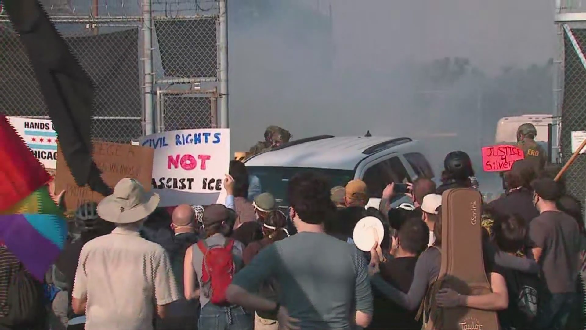 Tear gas deployed amid protest outside suburban ICE processing center ...