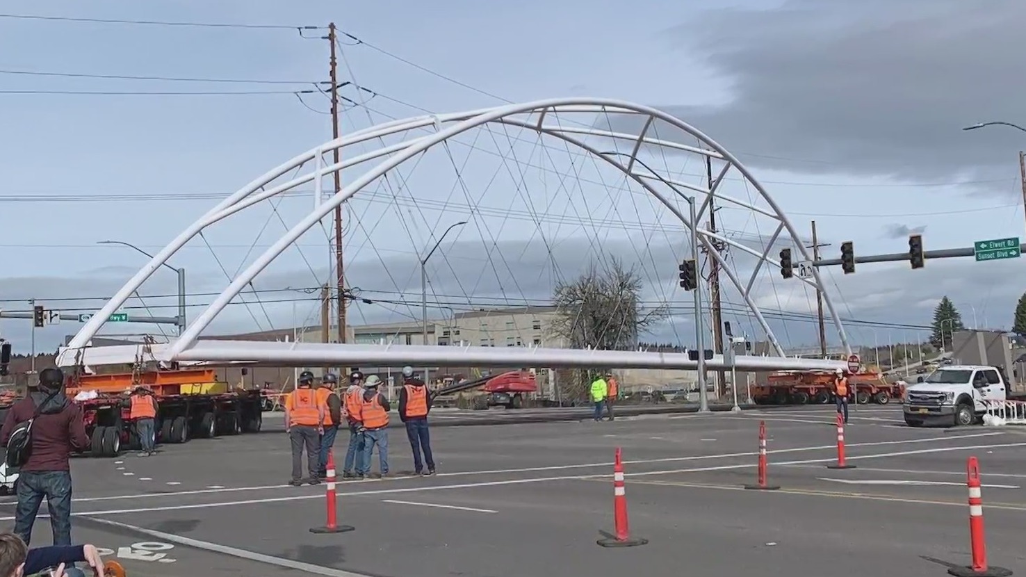 Sherwood Bridge installed, 99W opens early – KOIN.com