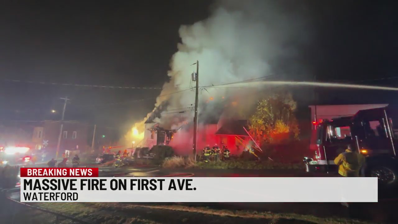 Crews battle First Avenue fire in Waterford – NEWS10 ABC