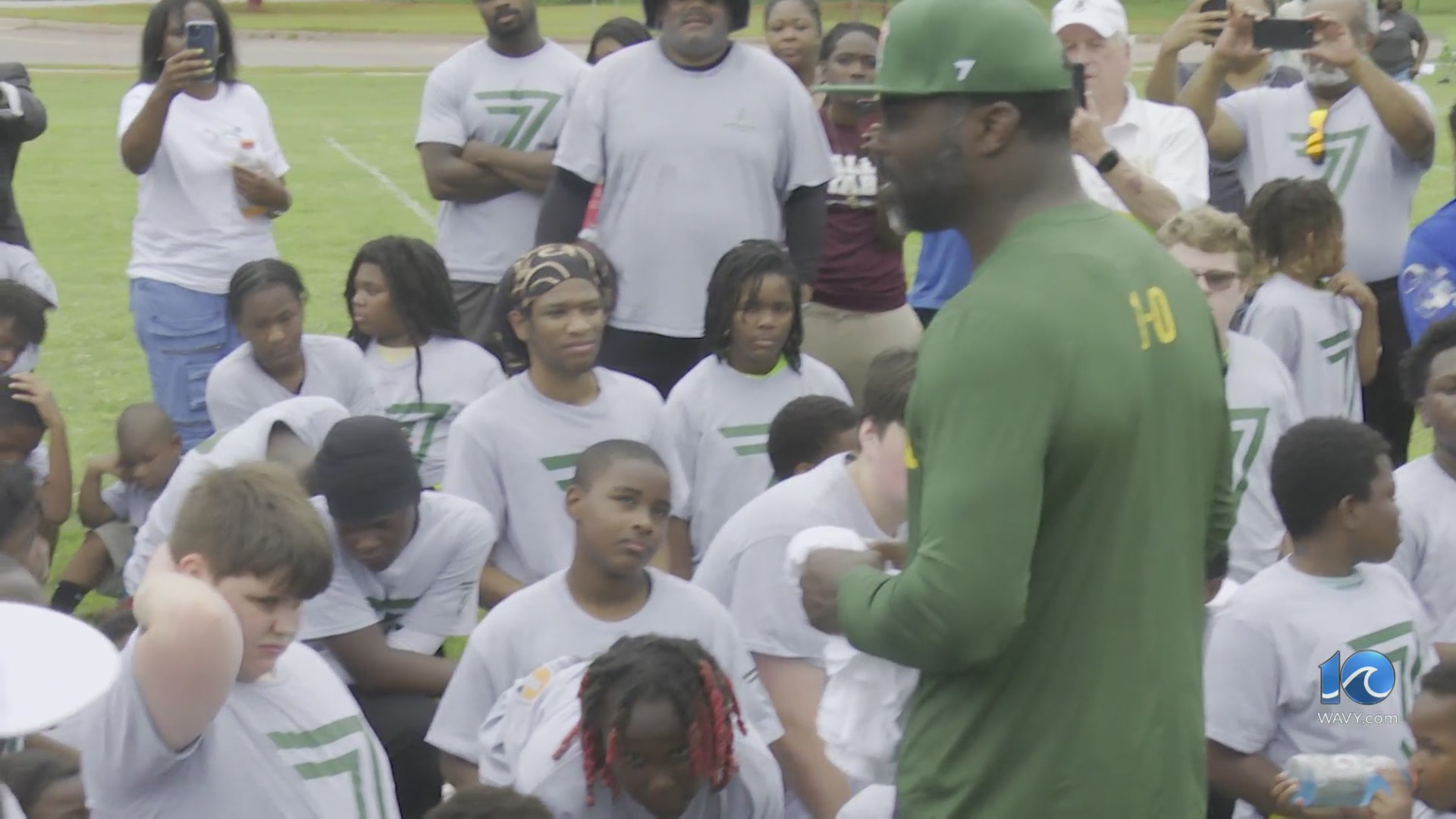 NSU Football Head Coach Michael Vick attends NRHA youth football camp ...