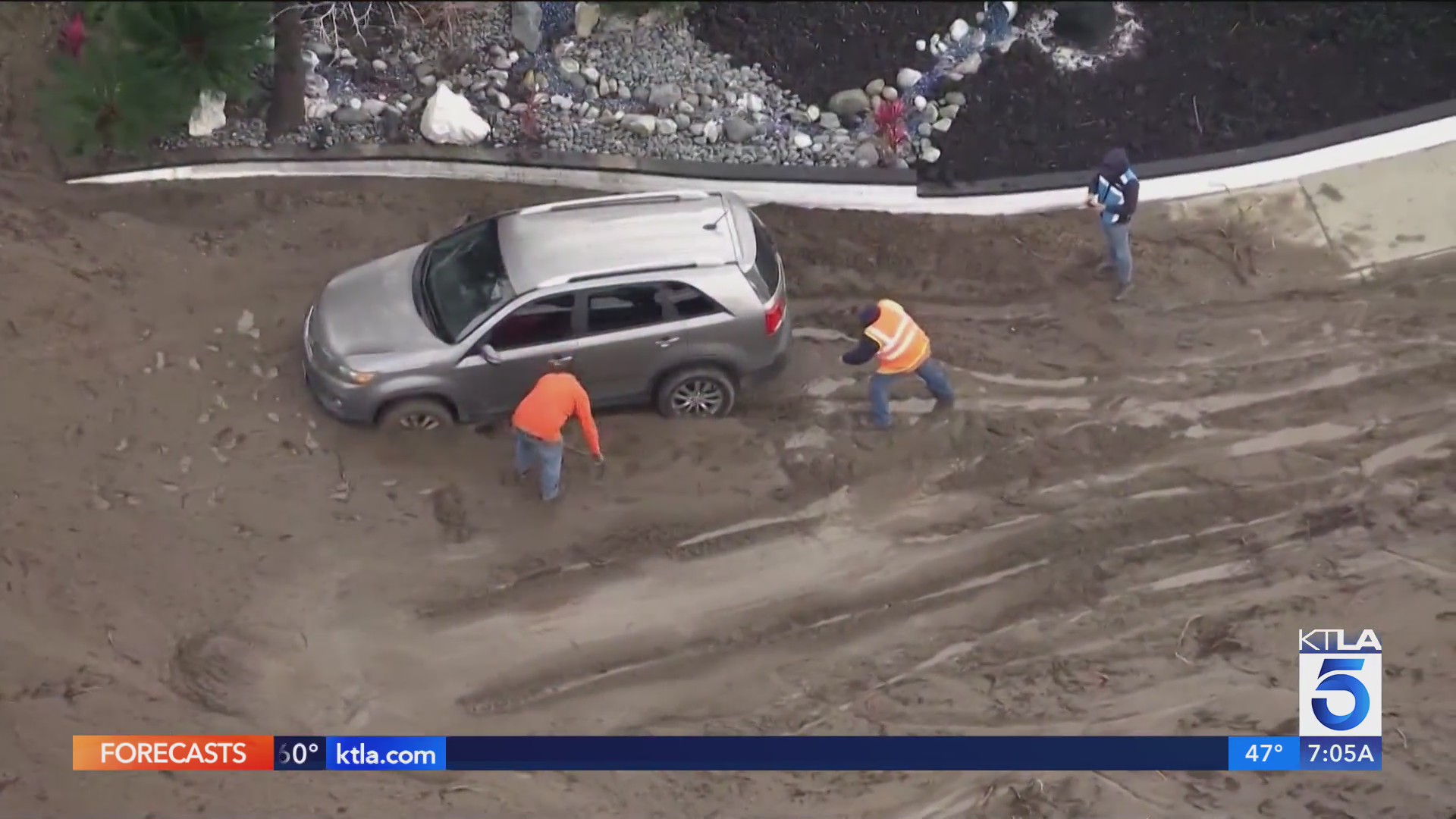 Mud, flooding swamp Southern California wildfire zones after powerful ...