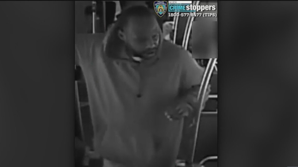 NYPD investigates metal pipe attacks on MTA buses in the Bronx – PIX11