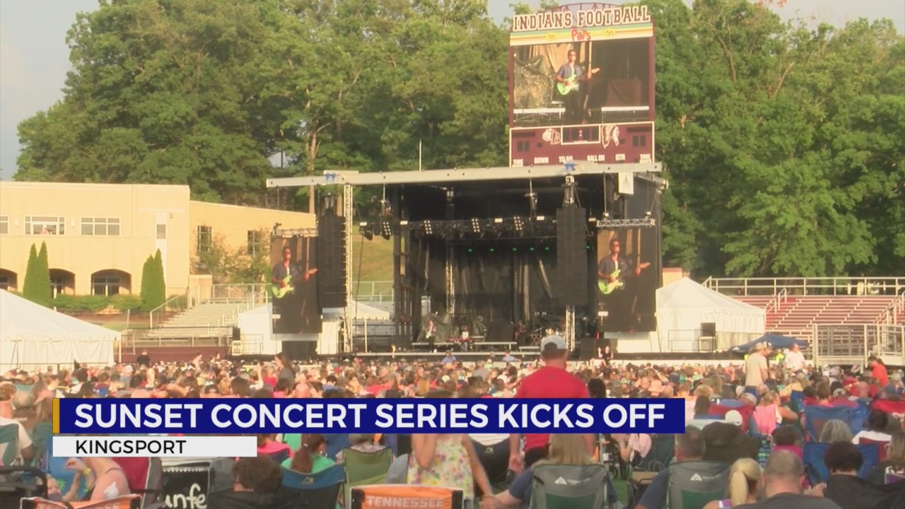 Fun Fest concerts kick off with Crowder; Tyler Hubbard, Goo Goo Dolls ...