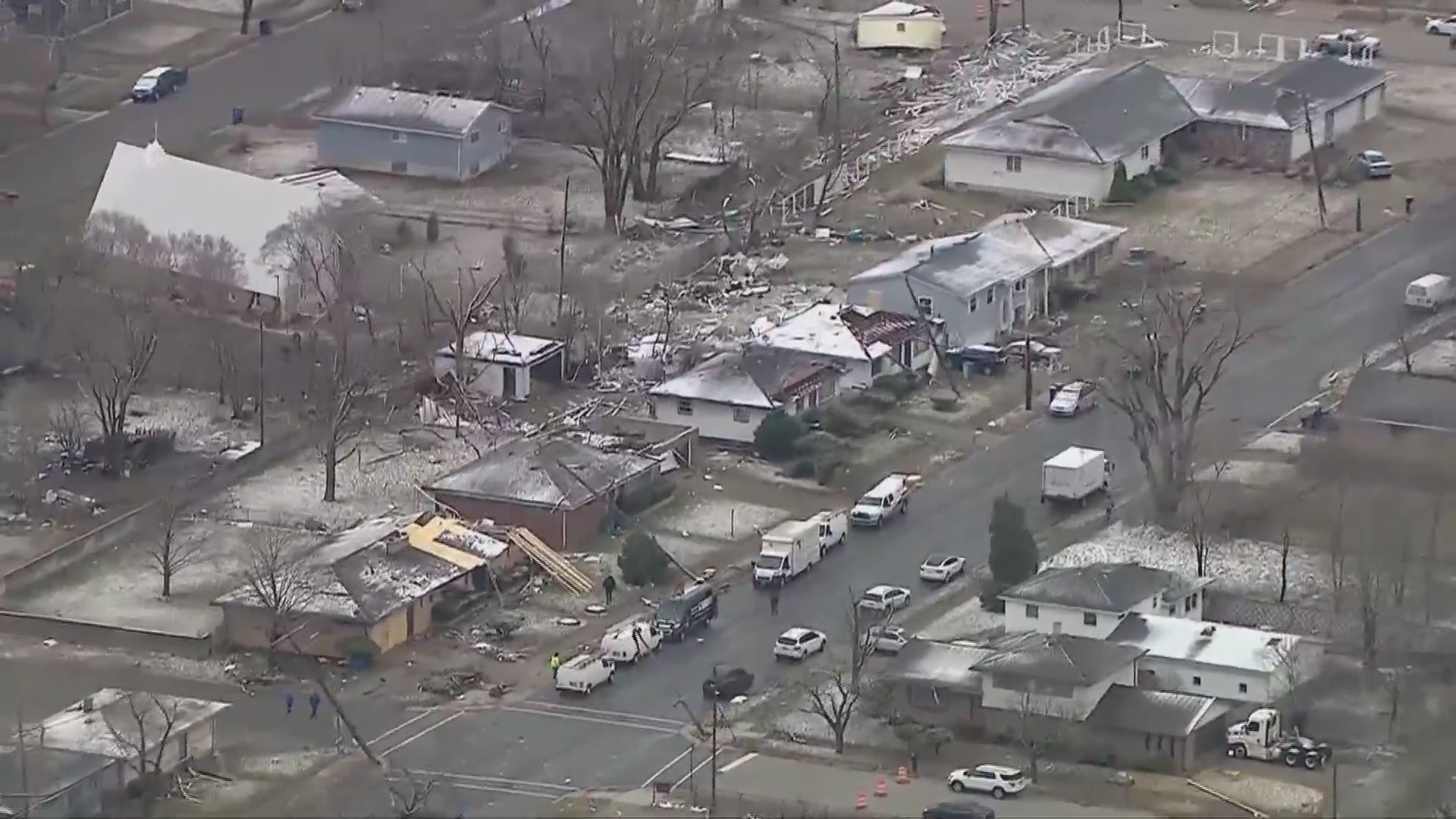 NWS indicates EF-1 tornado hit Gary, Ind., heavily damaging elementary ...