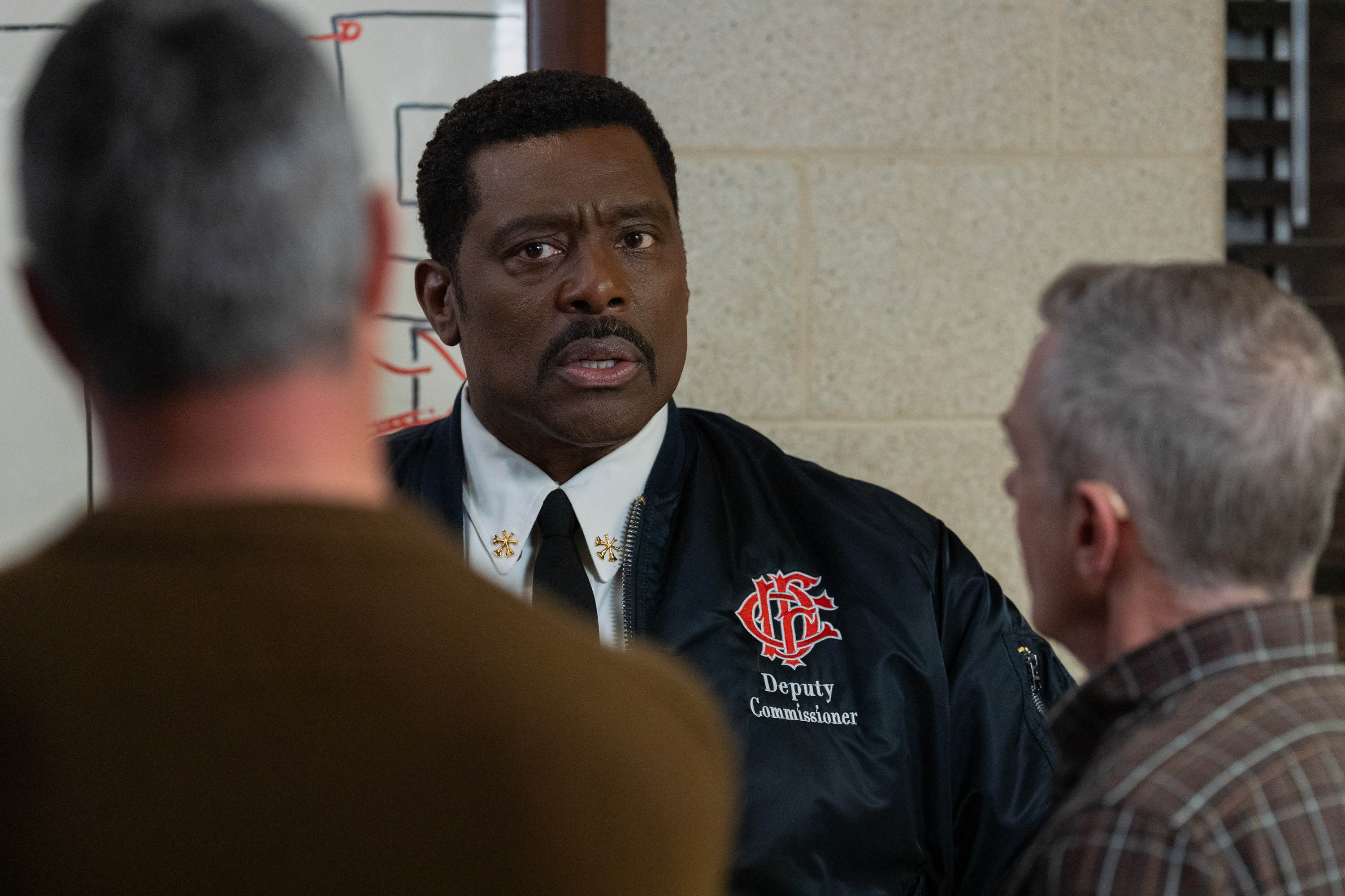 ‘Chicago Fire’ welcomes back Eamonn Walker in new role – NBC4 WCMH-TV