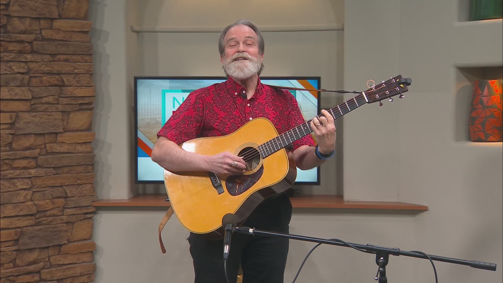 Folk legend C. Daniel Boling performs live on New Mexico Living – KRQE ...