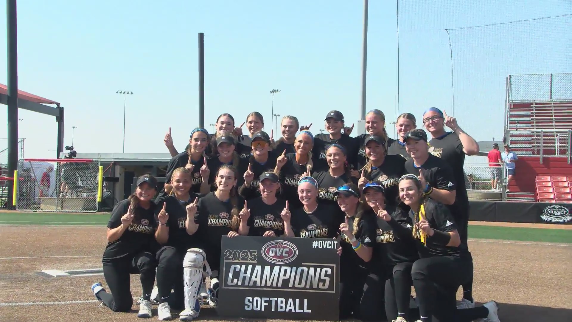 RECAP: Panthers return to the top of OVC in dramatic fashion – WCIA.com