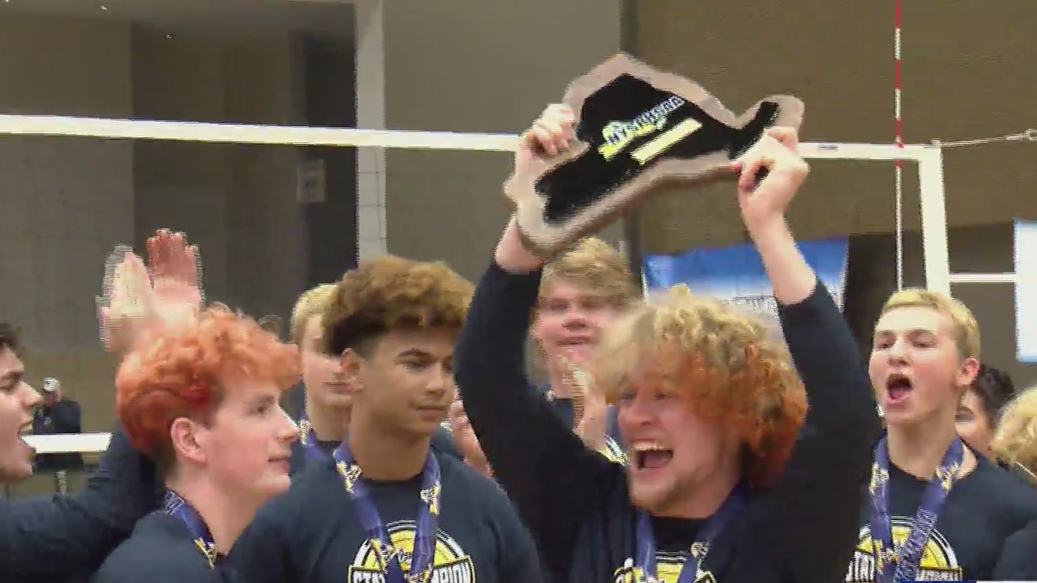 Penfield boys volleyball completes undefeated season with state title ...