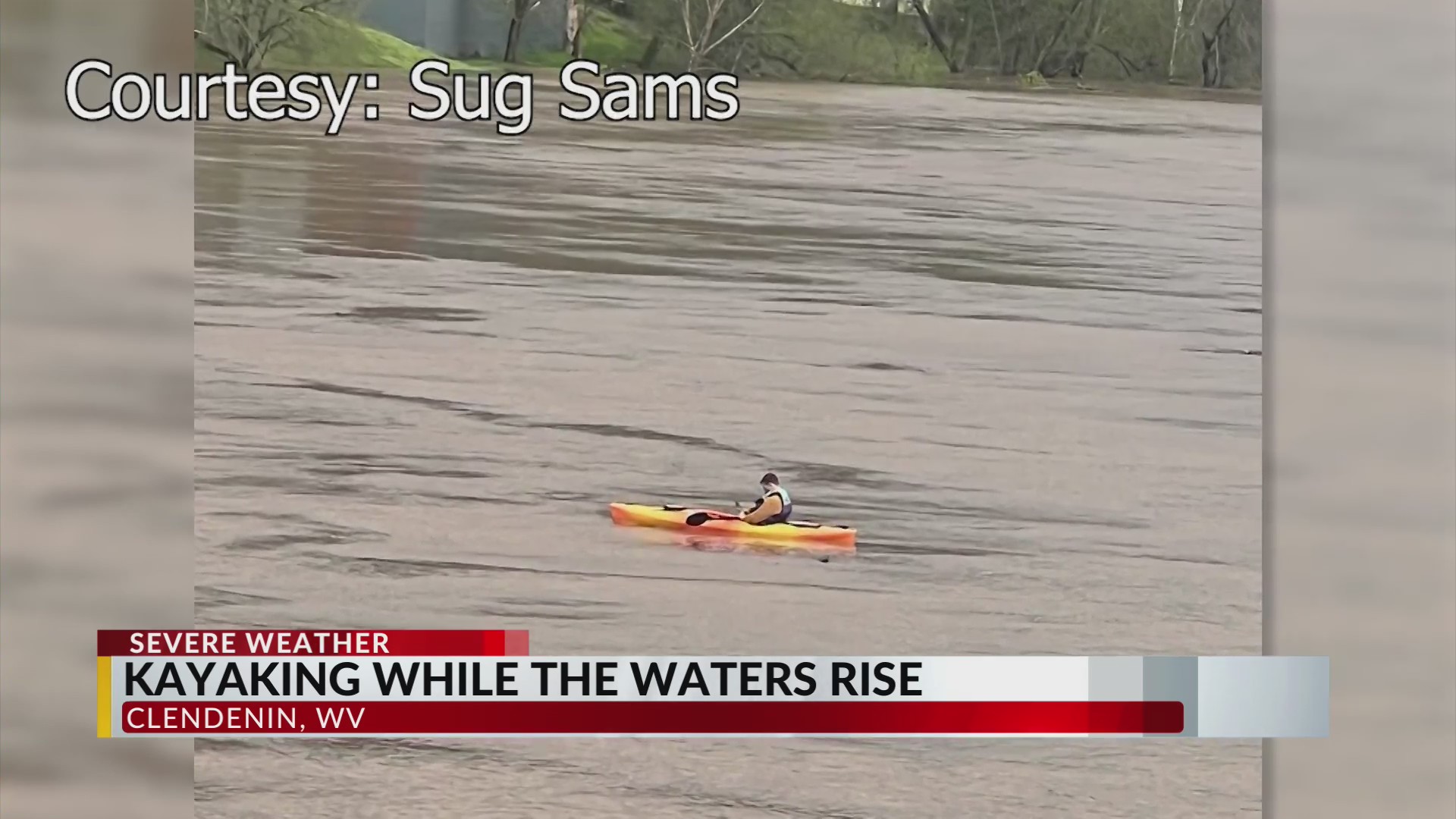 Resident paddles kayak through flood waters – WOWK 13 News