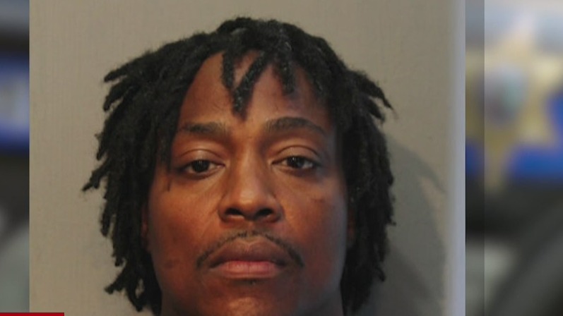 Nationwide manhunt for Illinois man accused of shooting three people ...