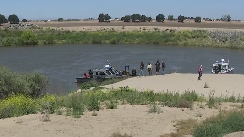 Volunteer diver finds body in river amid missing boater – FOX40 News