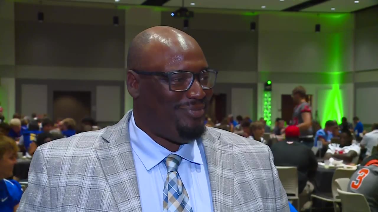 Bishop Luers grad, Northern Illinois head football coach Thomas Hammock inducted to Indiana ...