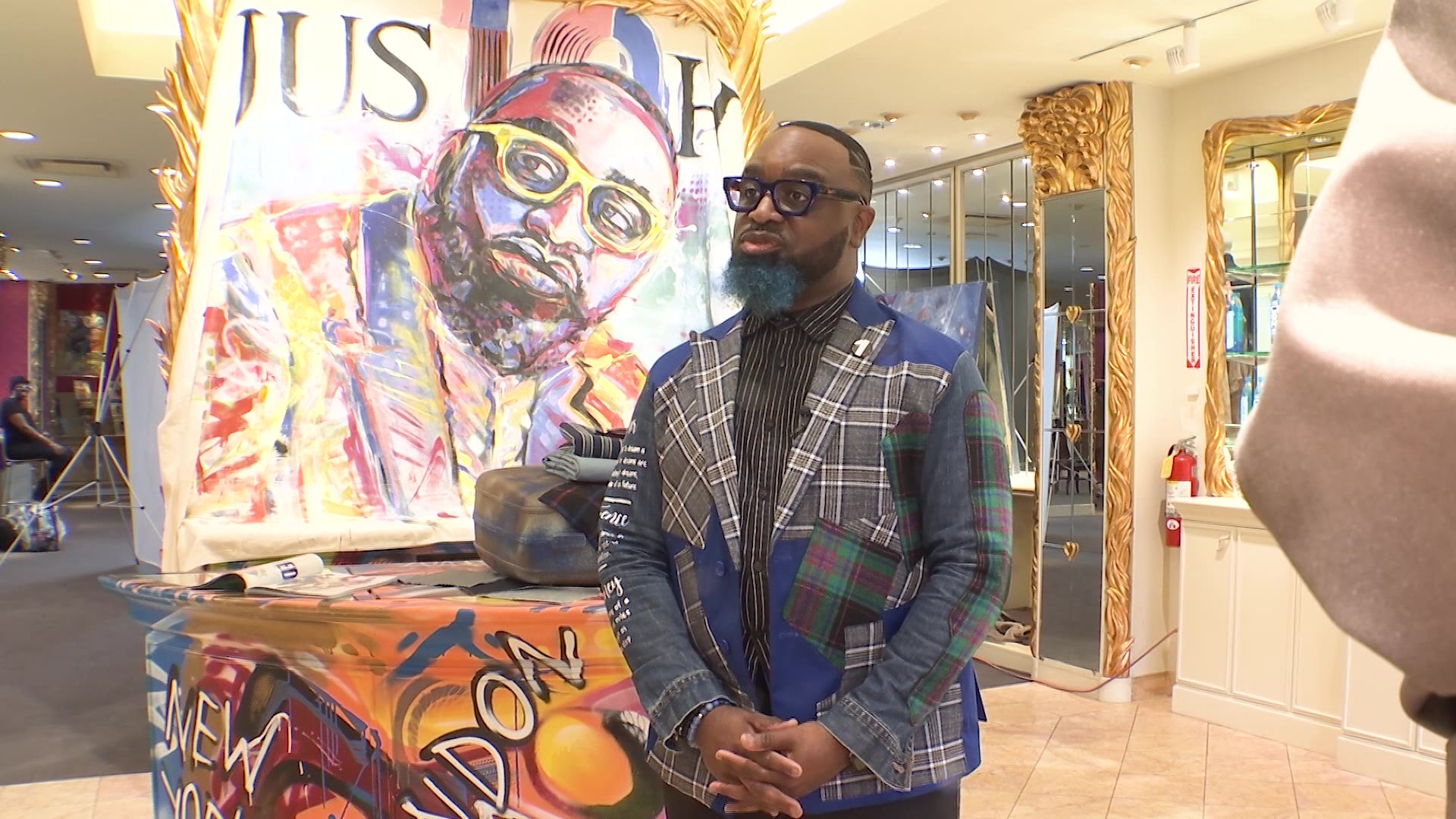 Behind the scenes with world renowned Springfield designer Justin Haynes – WHNT.com