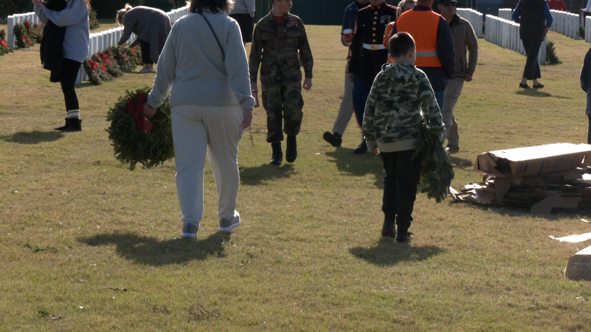 Thousands of wreaths placed at NAS Pensacola – WKRG News 5