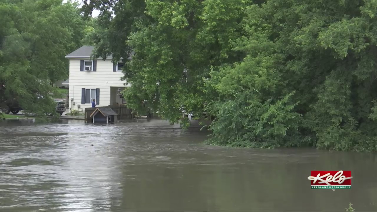 Mitchell’s flood waters continue to rise – KELOLAND.com