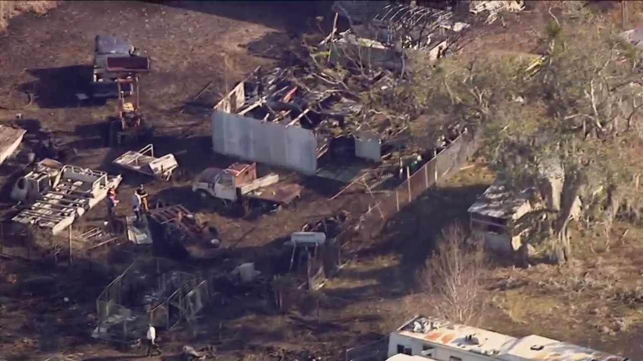 Plant City fire gets out of control, burns over a dozen vehicles: HCFR ...