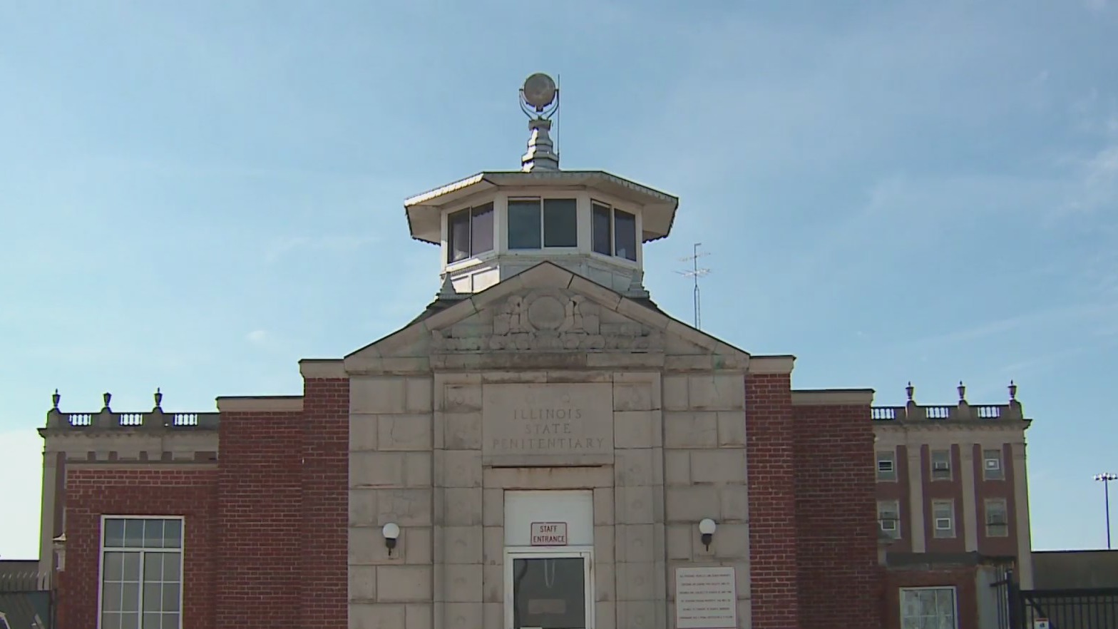 Illinois data shows inmates with violent records from shuttered prison ...