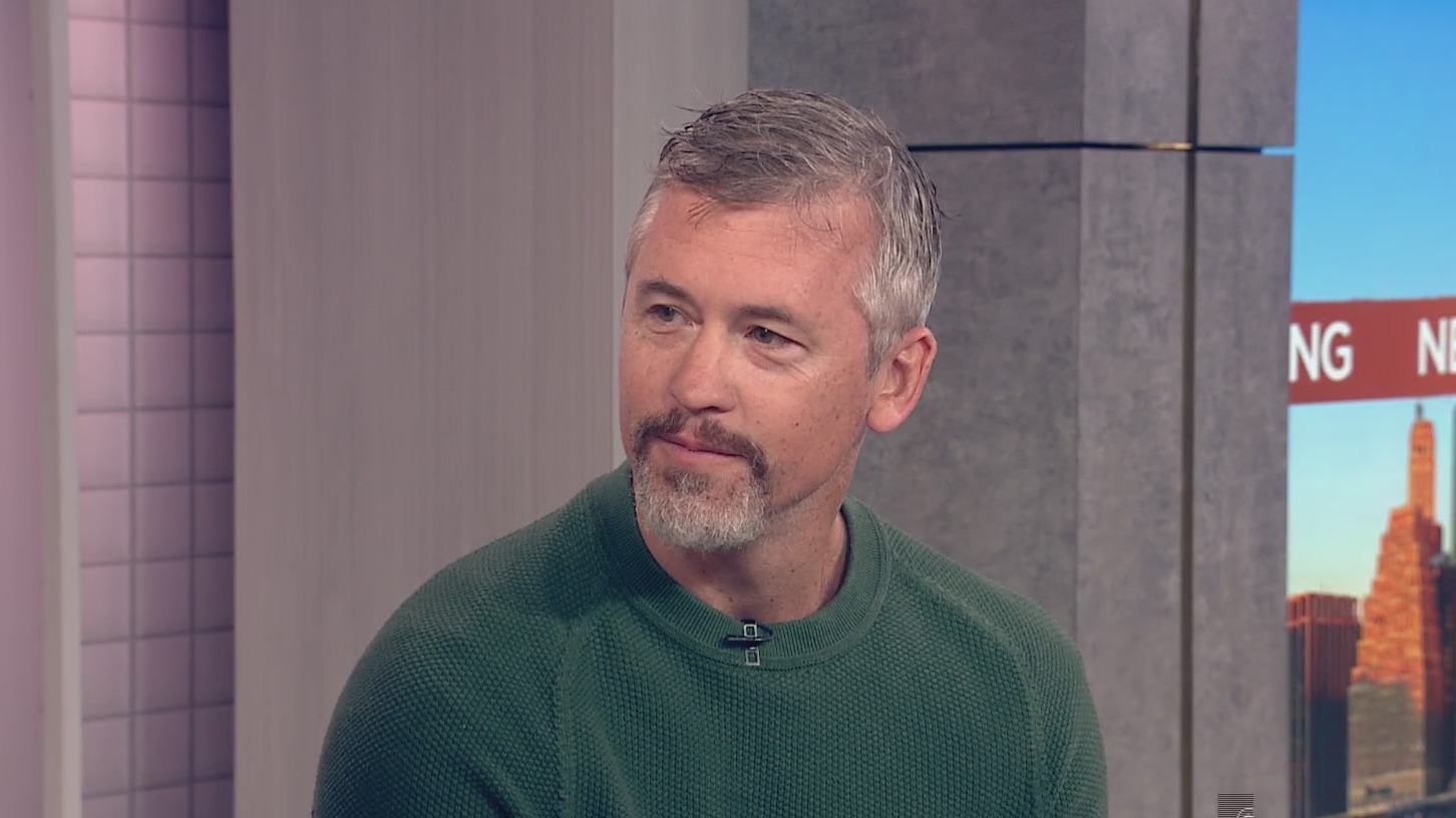 Comedian Matt McCusker is making us laugh – PIX11