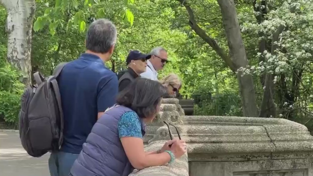‘The Outsiders’ adventure club helps others explore nature – PIX11