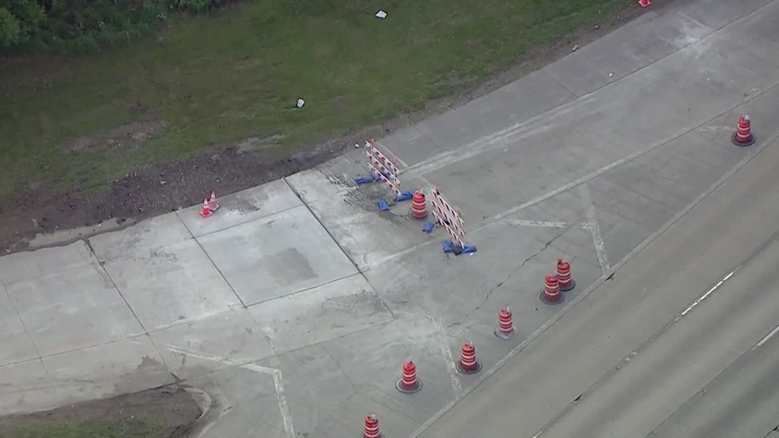 Errant driver causes 1-week delay in Kennedy ramp re-opening – WGN-TV