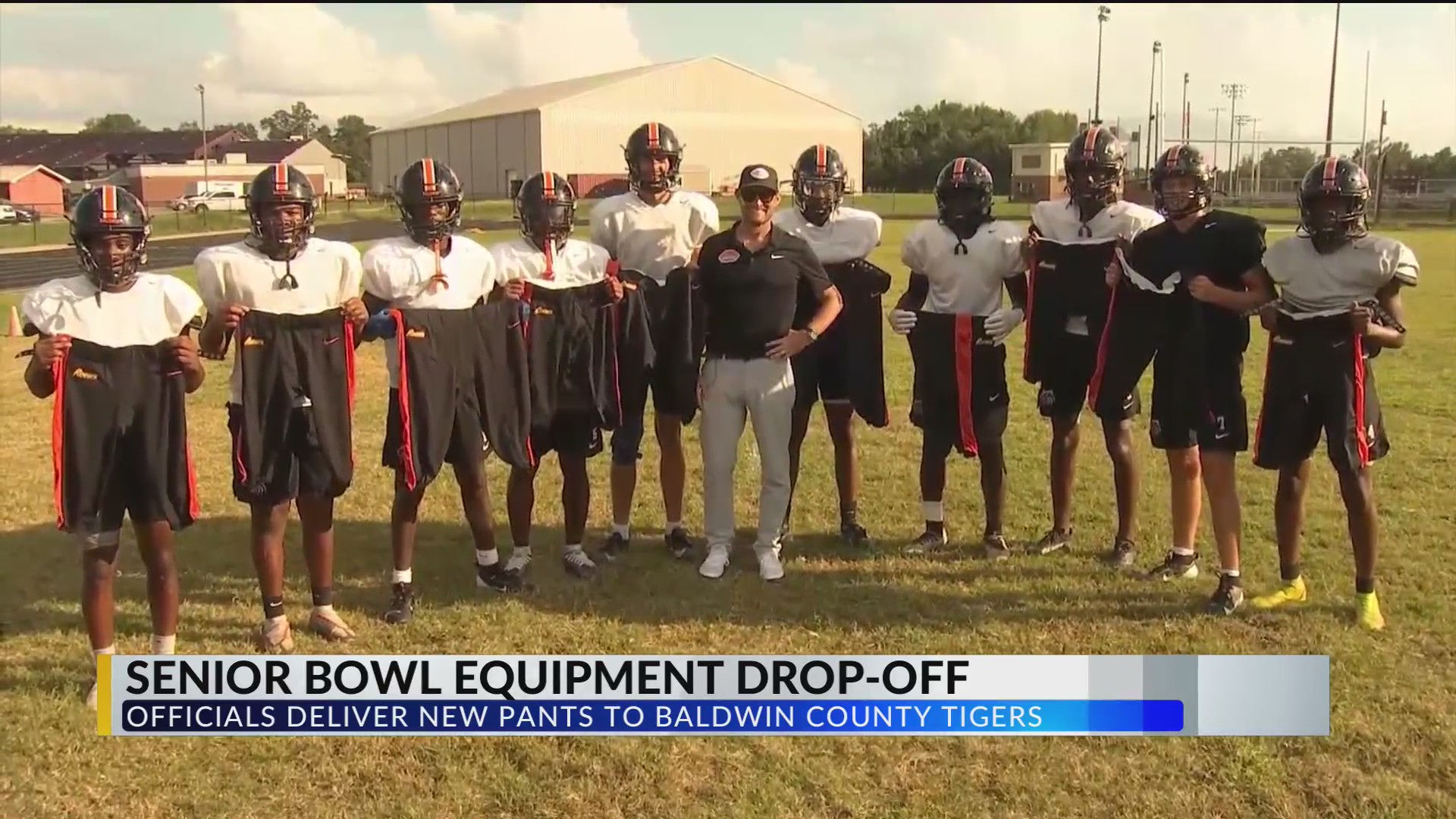 Senior Bowl donates practice pants to Baldwin County Tigers football ...