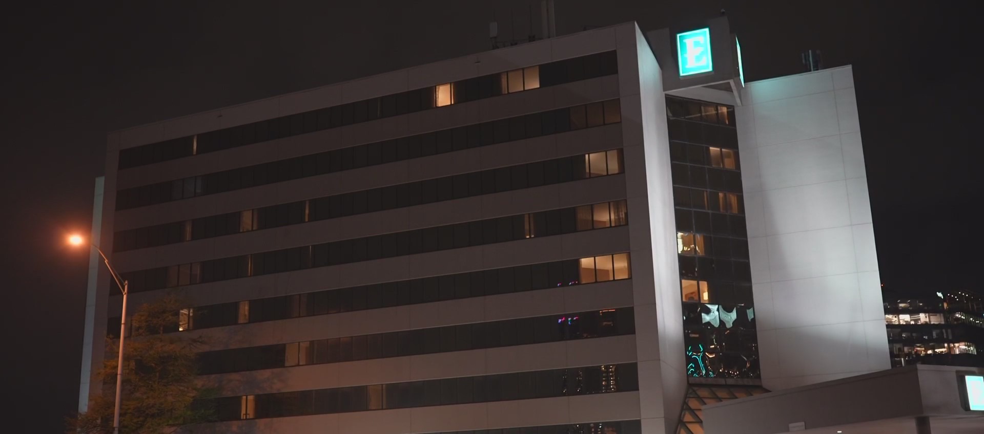 APD SWAT callout ‘brought to successful resolution’ on South Congress ...