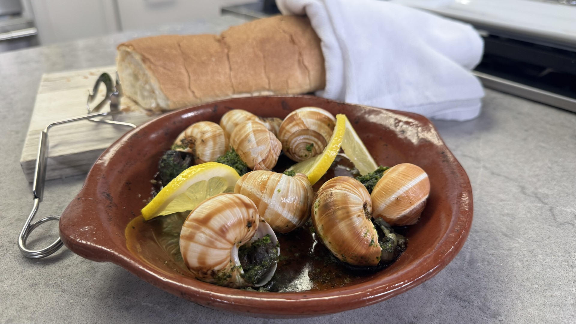 In the Kitchen: Escargots Bourguignon – WPRI.com