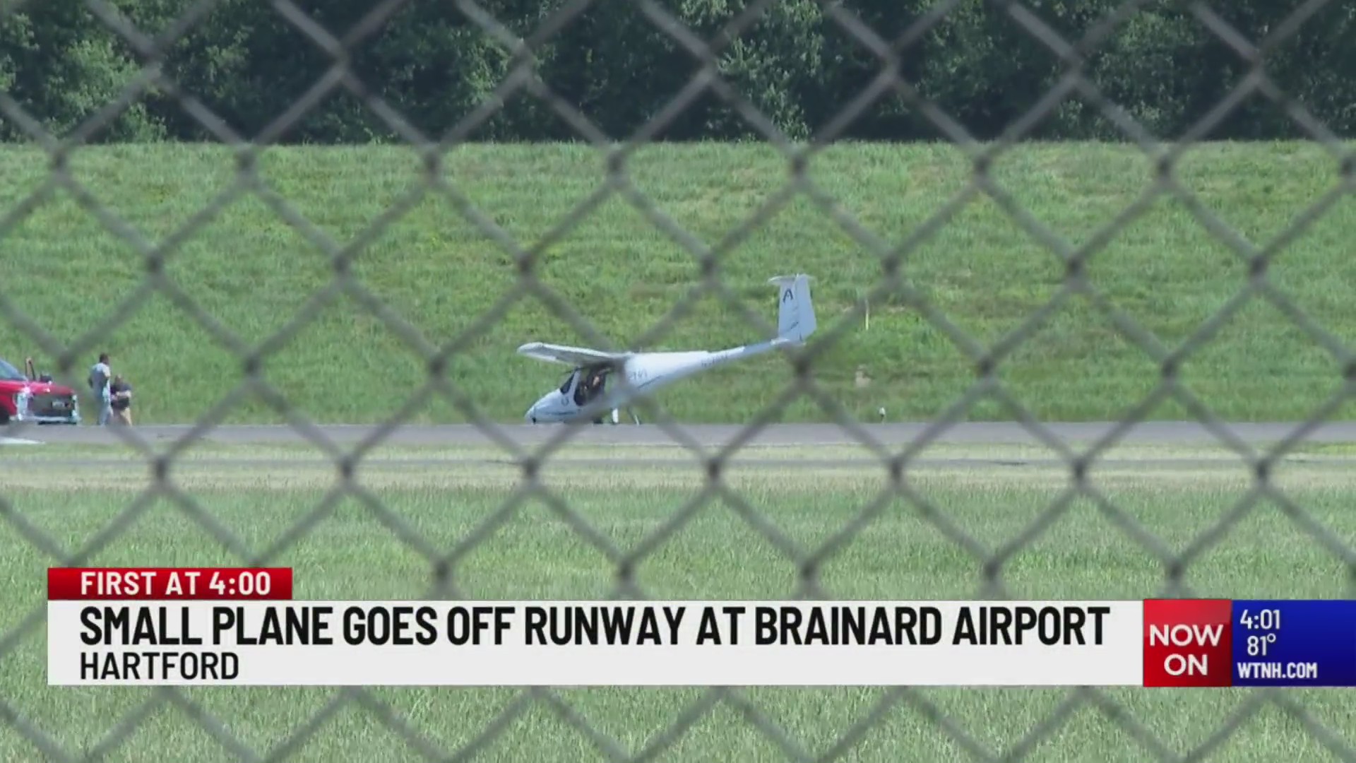 Small plane runs off runway while landing at Brainard Airport in ...