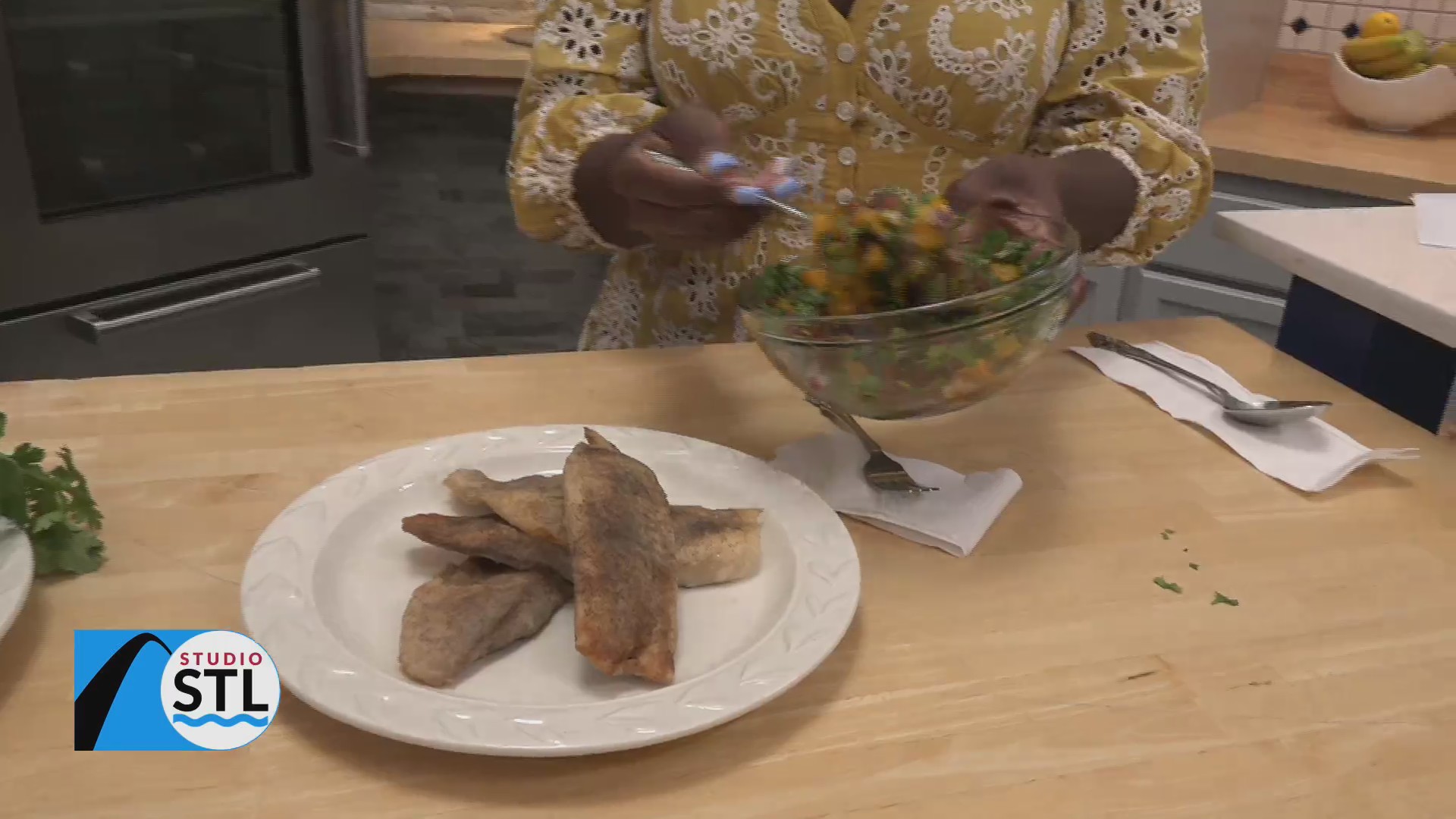 Celebrate National Mango Day with mango salsa! (Part1) – FOX 2