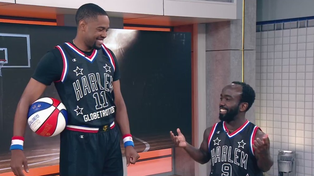 Pulling off tricks with the Harlem Globetrotters – PIX11