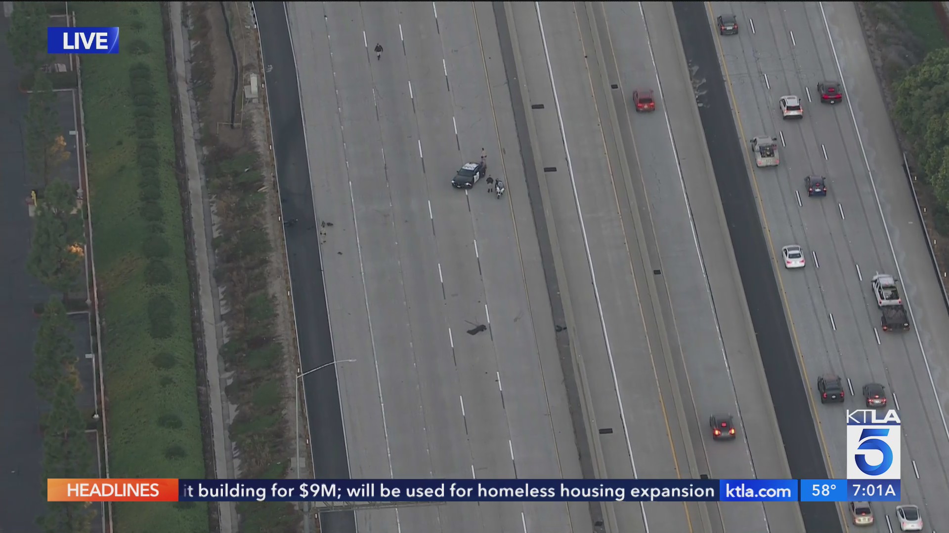 Deadly motorcycle crash near Irvine Spectrum snarls 405 traffic – KTLA