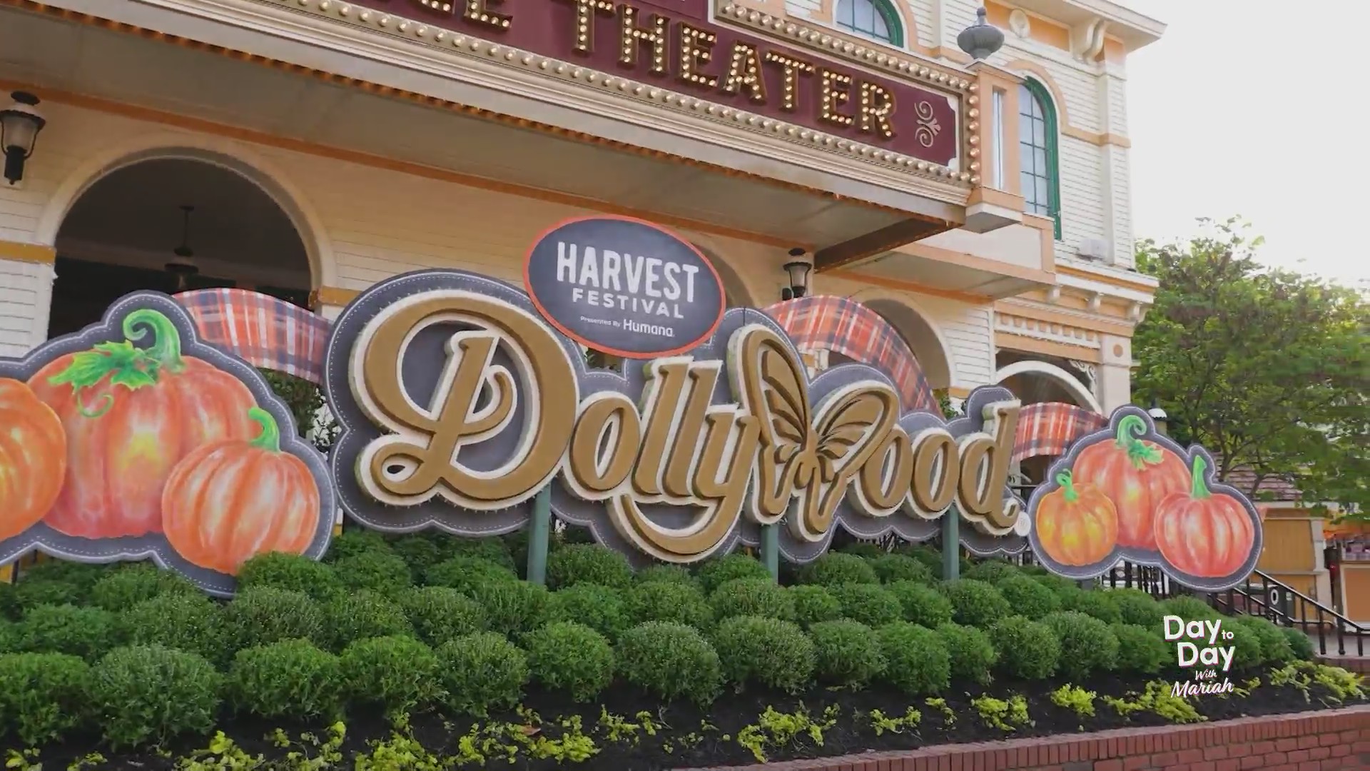 Dollywood All Set for Fall with Harvest Fest | September 25 | Day to ...