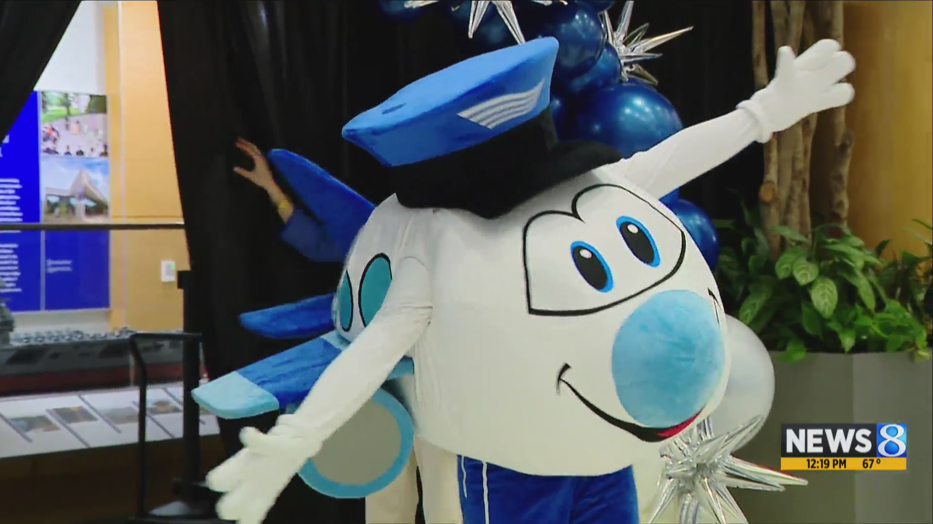 Meet Jerry the Jet: Ford Airport’s new mascot – WOODTV.com