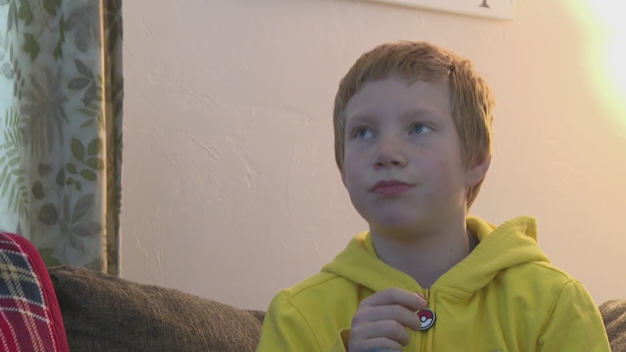 10-year-old heralded a hero for calling 911 to save his pregnant ...