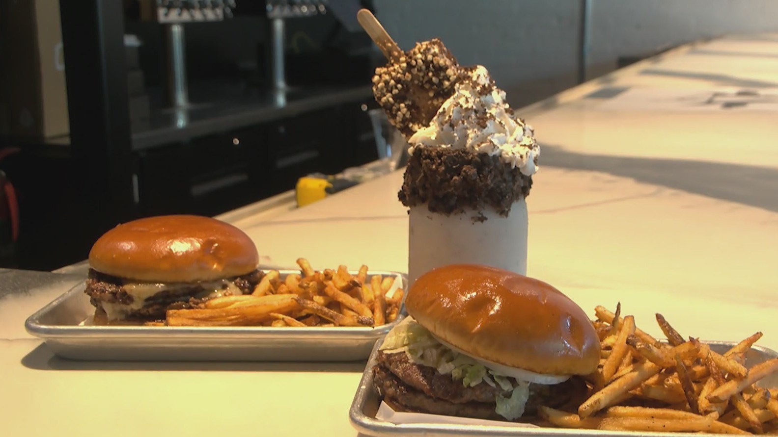 Moo’d Burger Bar to open June 14 on University Avenue in Rochester ...