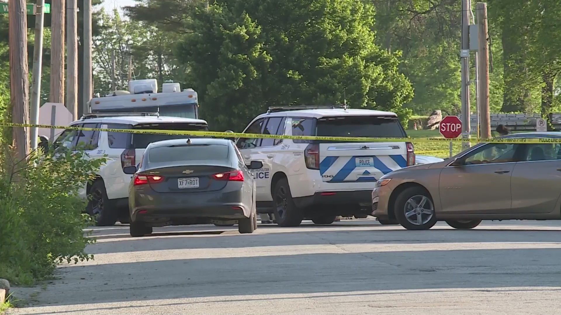 Suspect dead after shootout with St. Louis officer; investigation ...