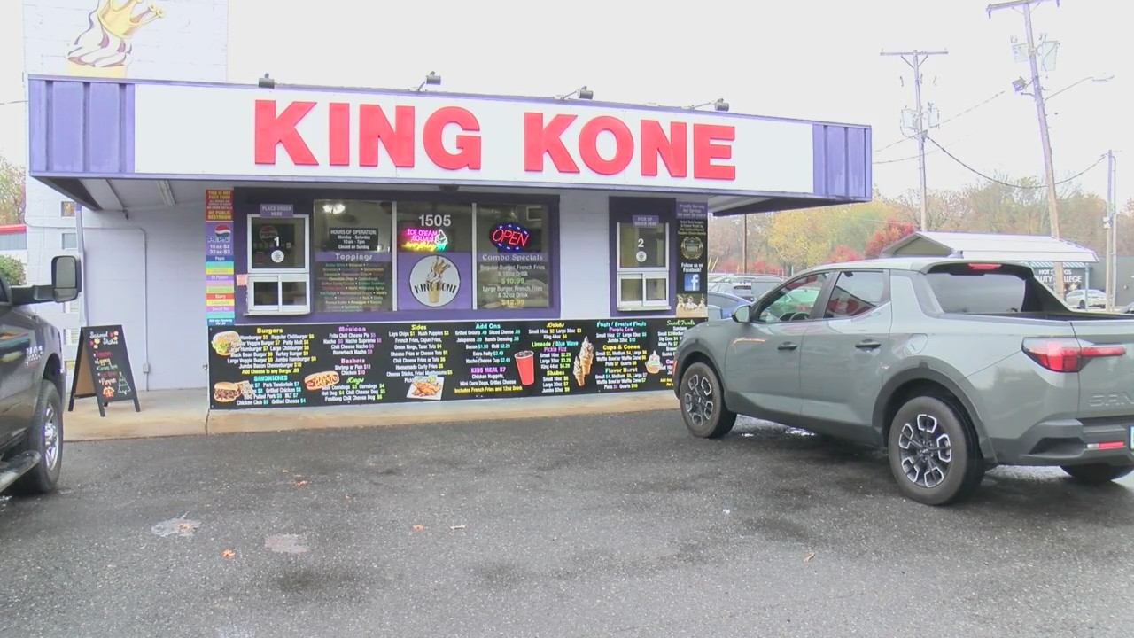 Hot Springs community rallies behind owners of King Kone after wreck ...