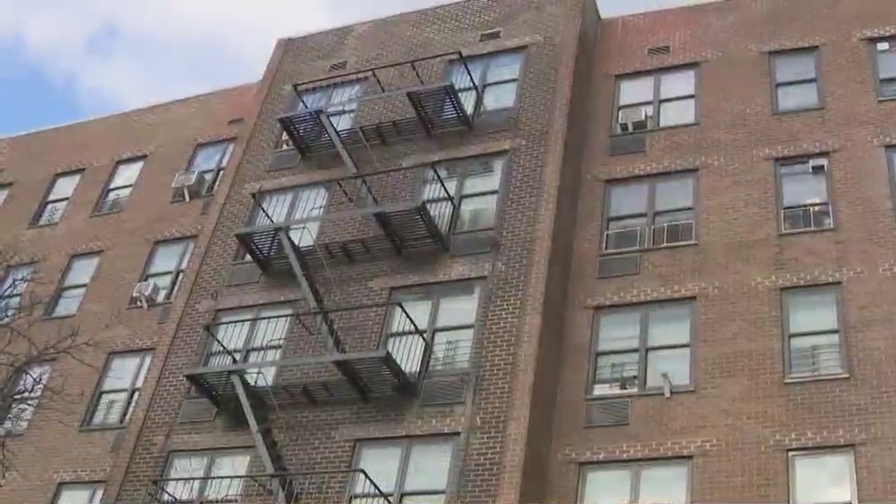 NYCHA residents in East Harlem struggle with ongoing heating issues – PIX11
