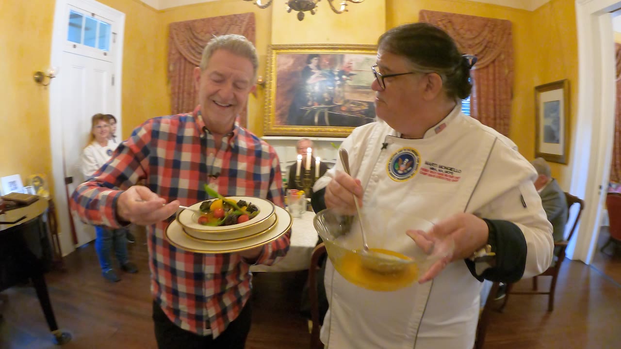 White House Chef Serves Presidential Salad Bar in New Orleans – WGNO