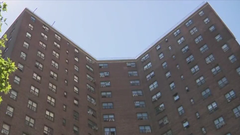 NYCHA opens waitlist for Section 8 housing vouchers – PIX11