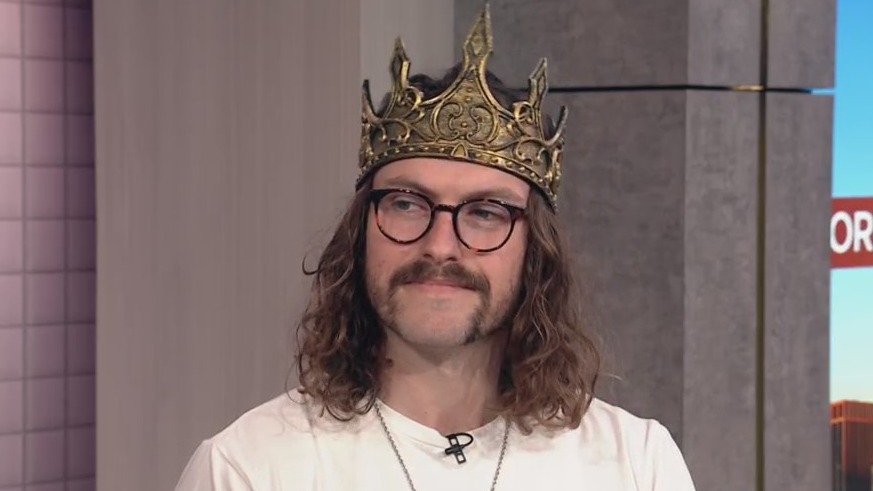 Iain Ward on running across the seven continents – PIX11