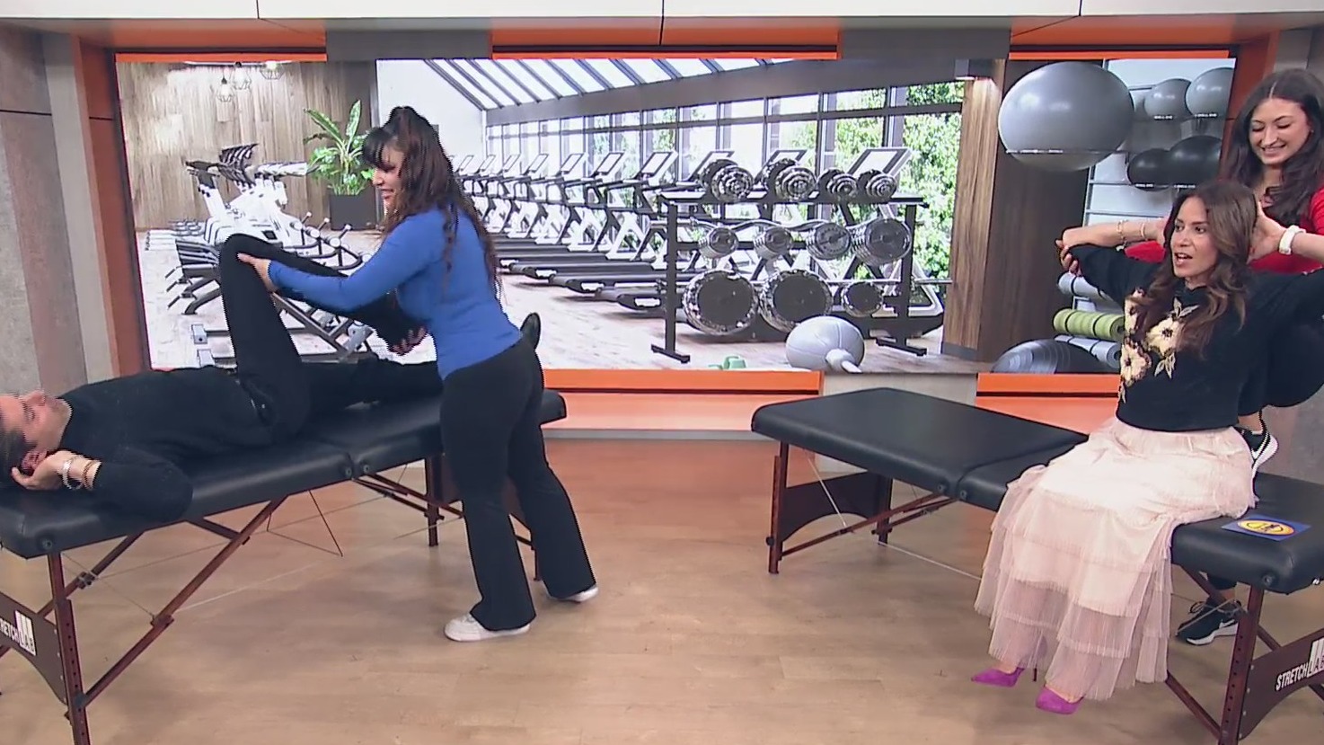 Stretching your way into better posture – PIX11
