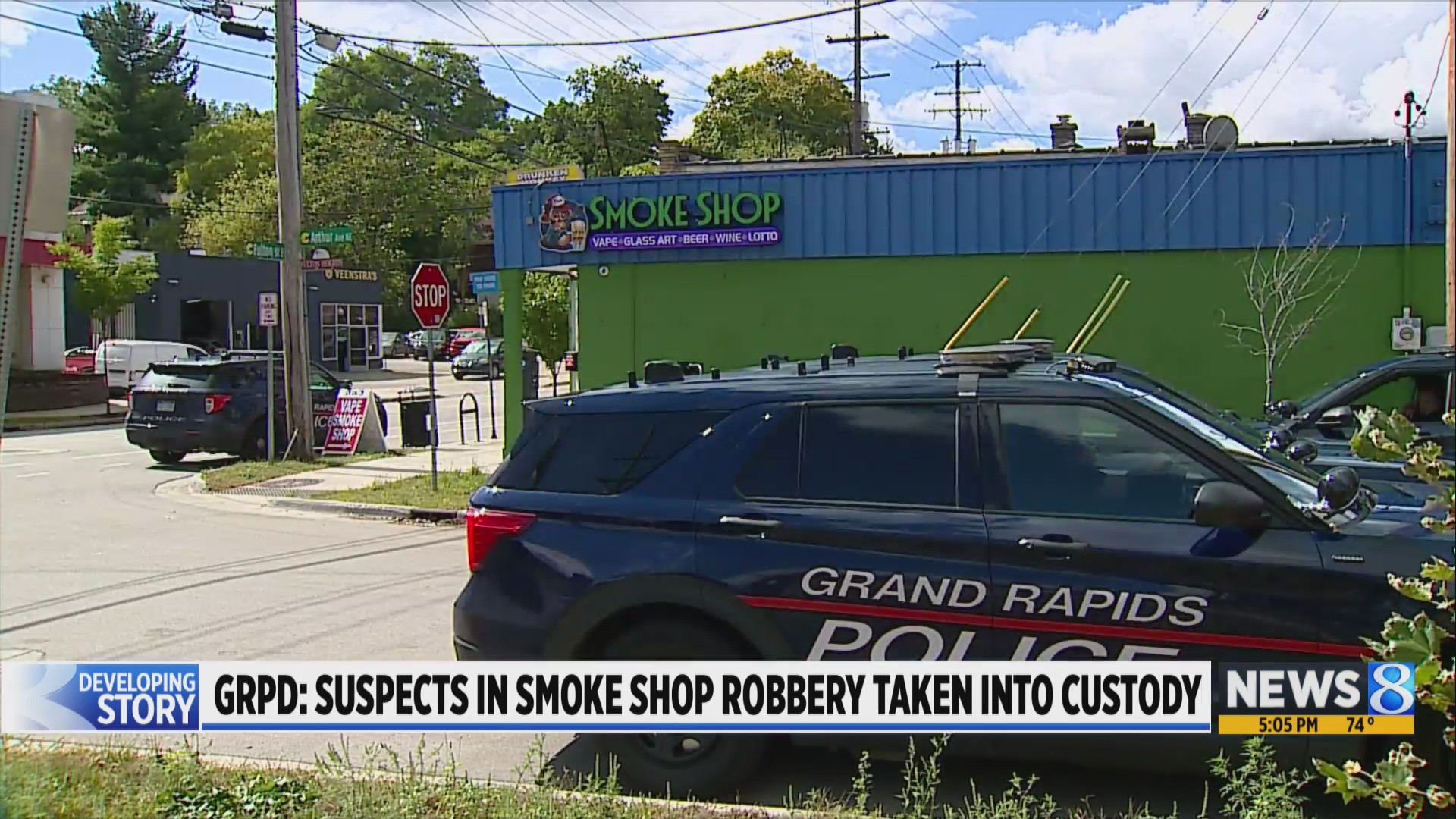 GRPD: Suspects in smoke shop robbery taken into custody – WOODTV.com