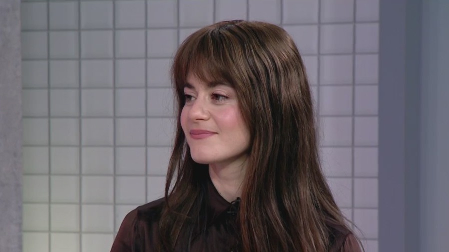 Alison Jaye steps out of the shadows and into ‘Stranger Things’ on ...