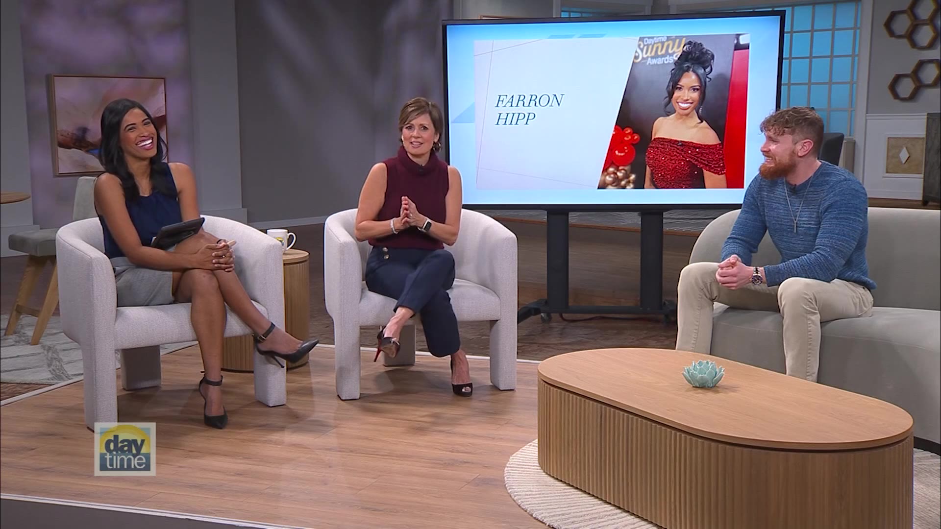 Dating goes analog at Pitch-A-Friend | Daytime – WFLA