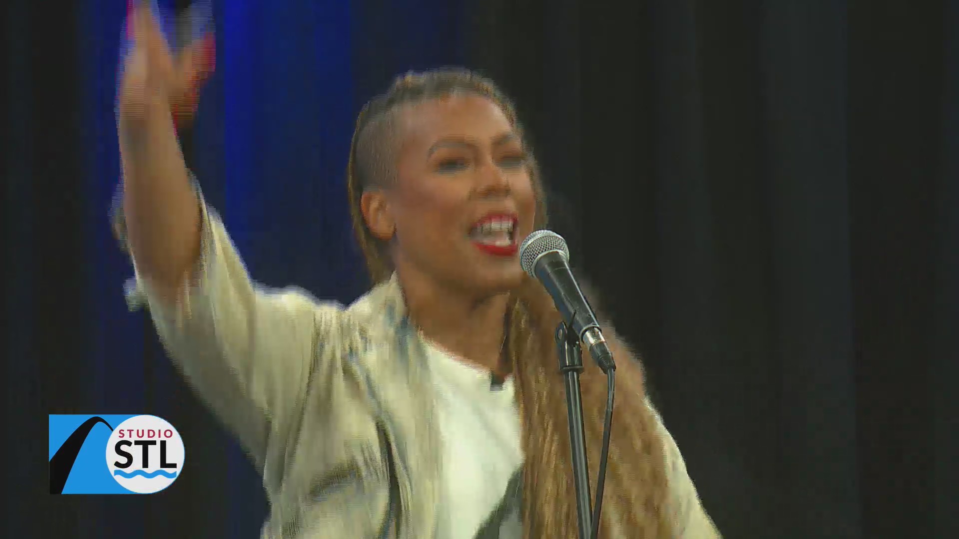 ‘The Voice’ season 16 finalist and St. Louis native Lisa Ramey performs ...