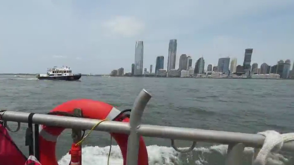Coast Guard keeps NY waters safe during Fourth of July – PIX11
