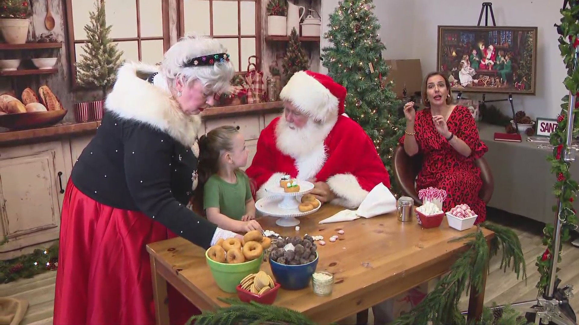 Around Town – Fitzgerald Studio – WGN-TV