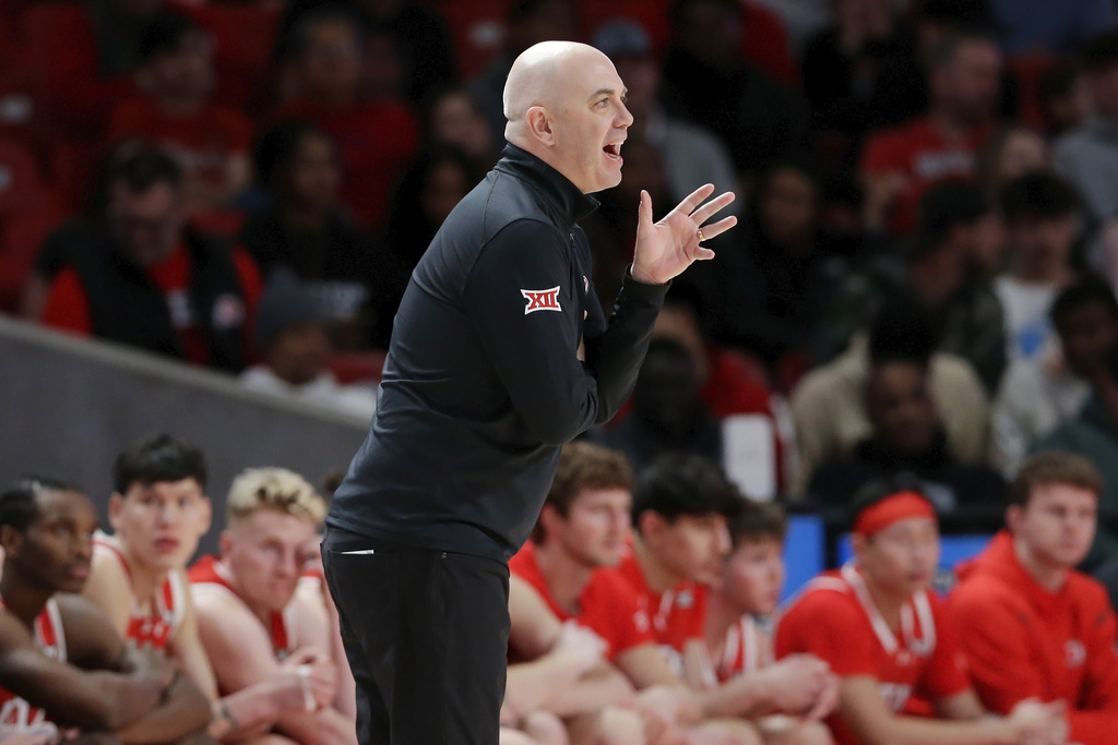 Utes fire basketball coach Craig Smith – ABC4 Utah